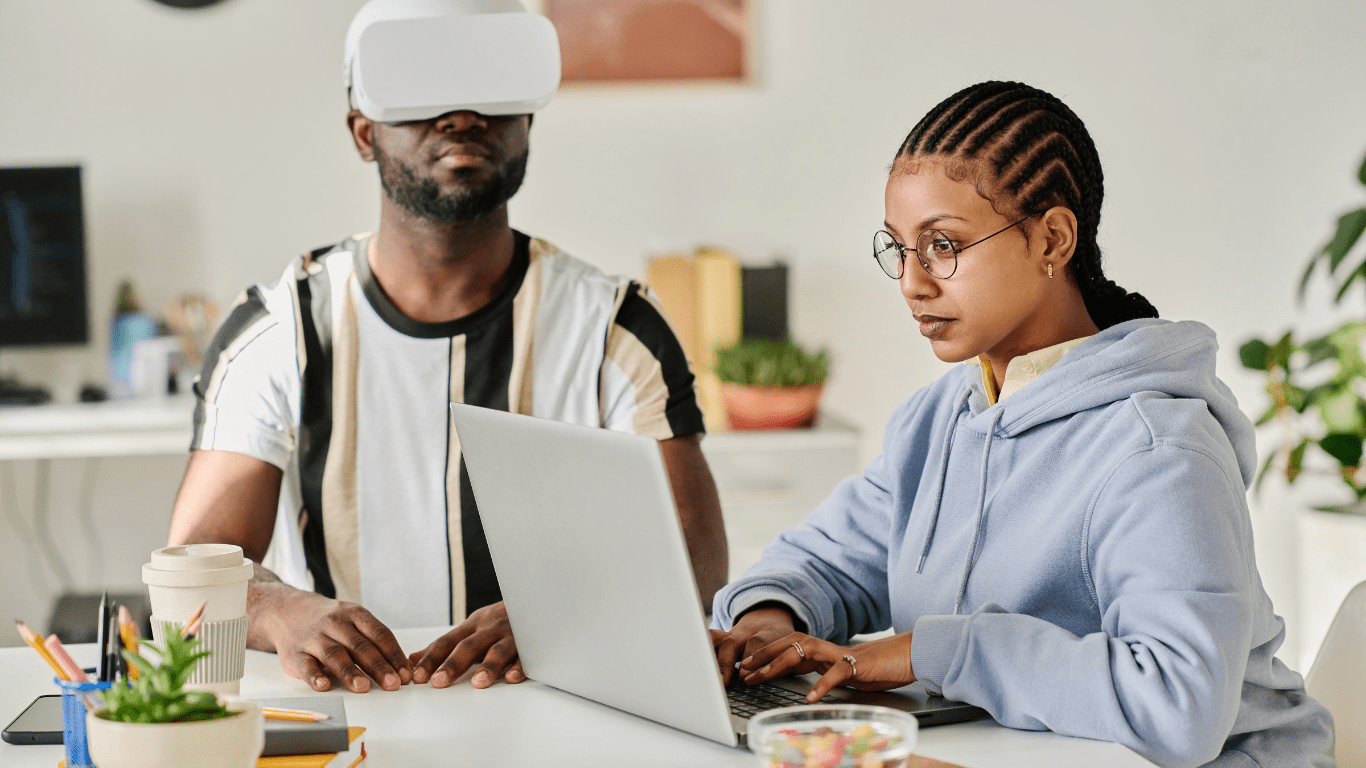 Exploring Augmented Reality Art: Blending the Real and Virtual Worlds ...